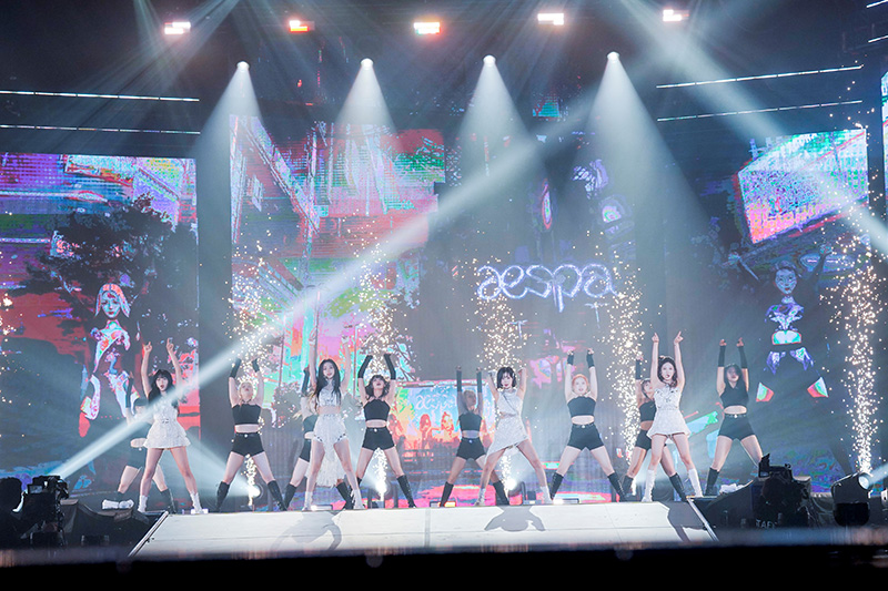 4人組メタバースグループaespa（エスパ）、4都市10公演で11万人を動員した初の日本ツアー完遂！｜TuneGate.me